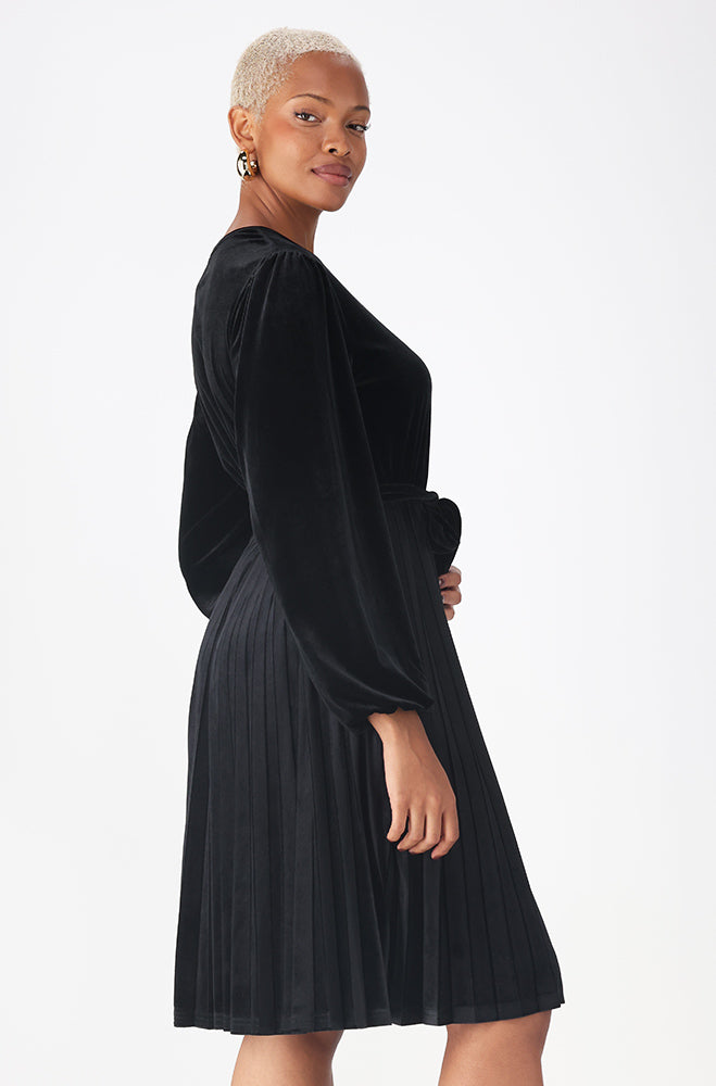 Rose Pleated Velour Dress _ 160140 _ Black – Dunns
